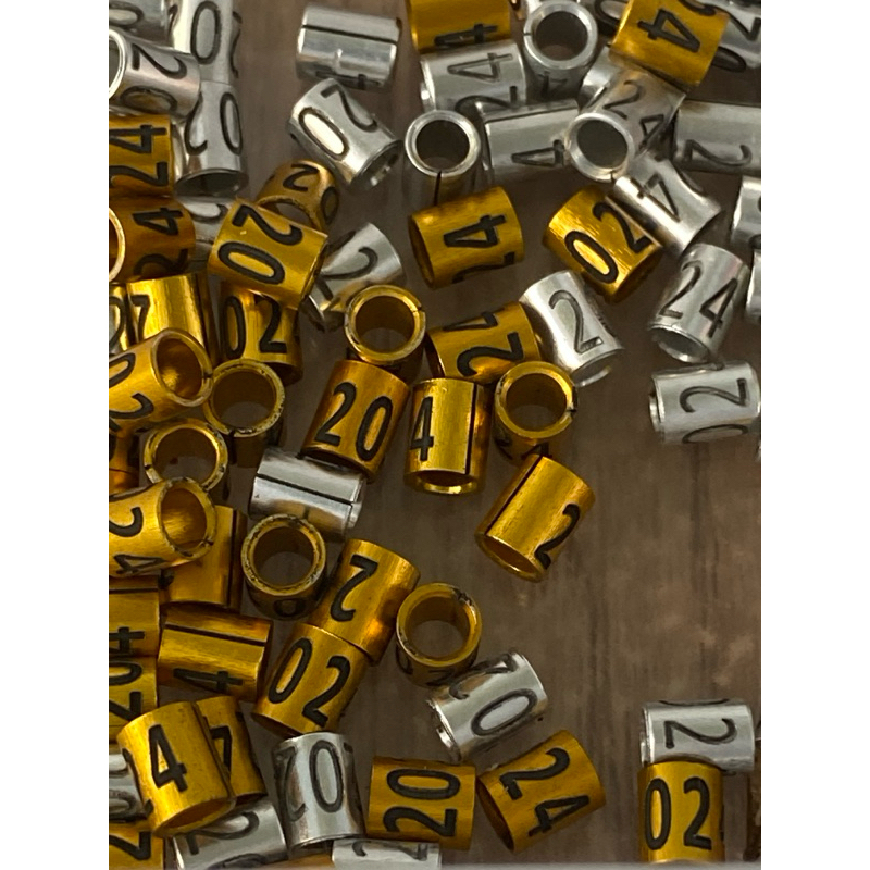 Anilha aberta 2.8mm ALUMINIO, 2024 para canarios da terra , tico tico ...