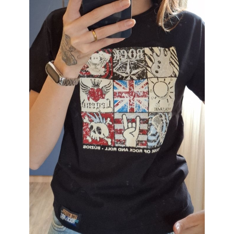 camiseta preta rock Tam. m - brechó envio imediato | Shopee Brasil