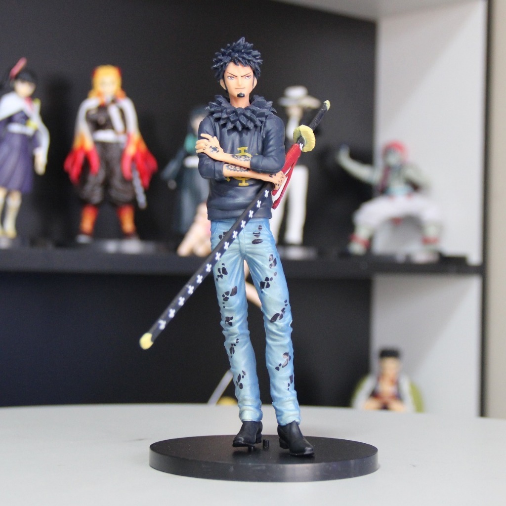 Boneco Law TrafalgarPersonagens:Law Trafalgar One Piece Action Figure ...