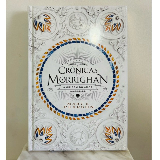 Mary Pearson Crônicas de Morrighan: A origem do sentimento que ergueu ...