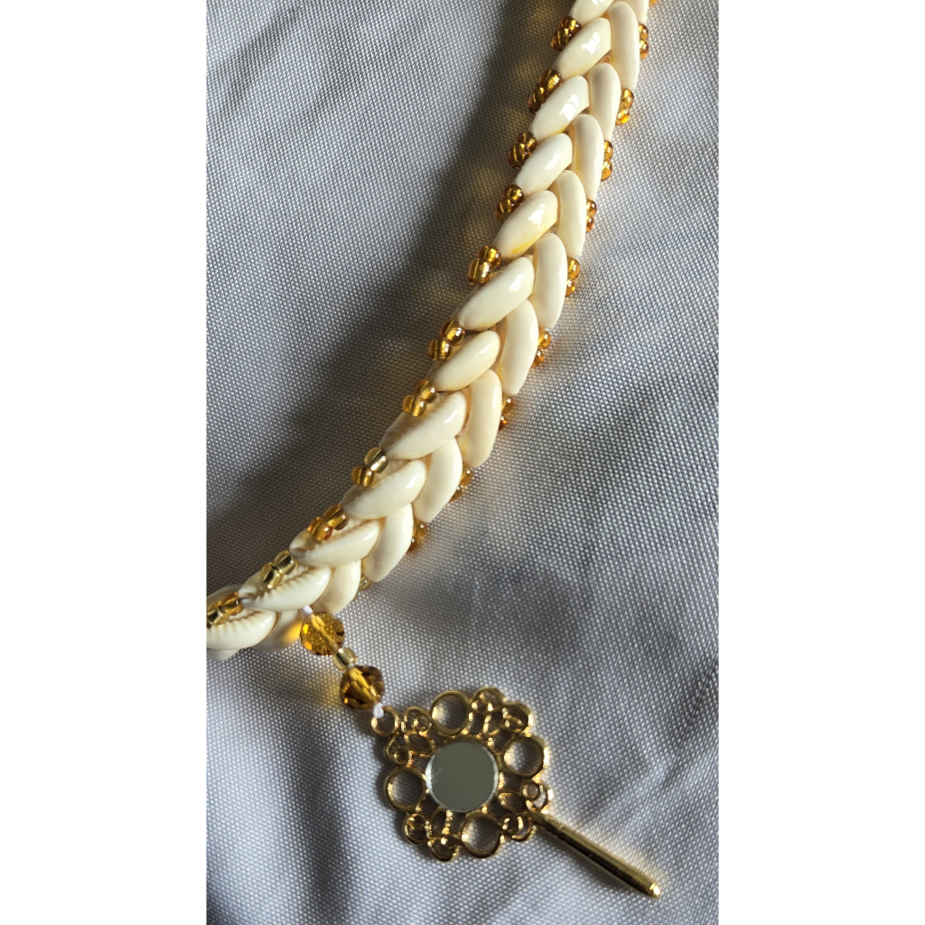 Guia Braja de Búzios Orixas com miçanga | Shopee Brasil