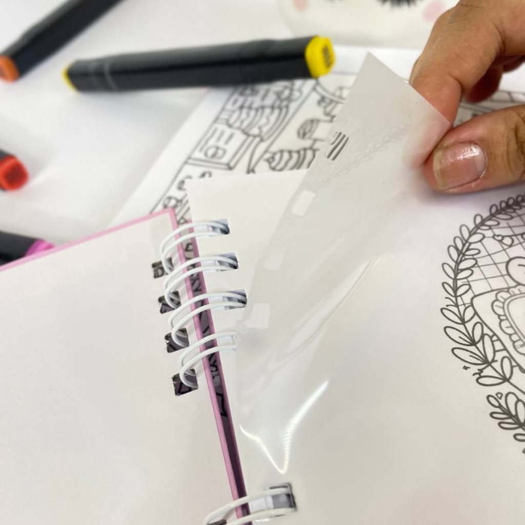 Livro de Colorir Bobbie Goods 51 folhas Caderno de Desenho Pintar Capa ...