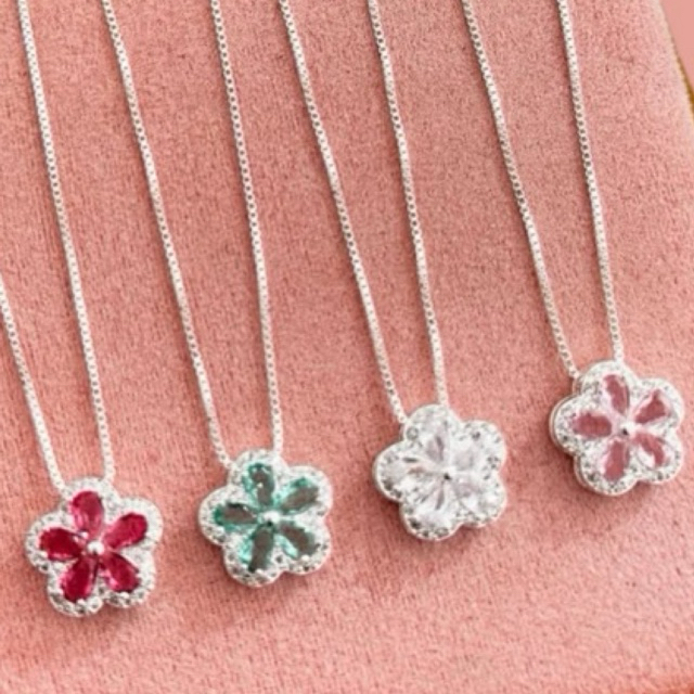 Colar de flor com pedras zirconias folheado a prata ou ouro 18k ...