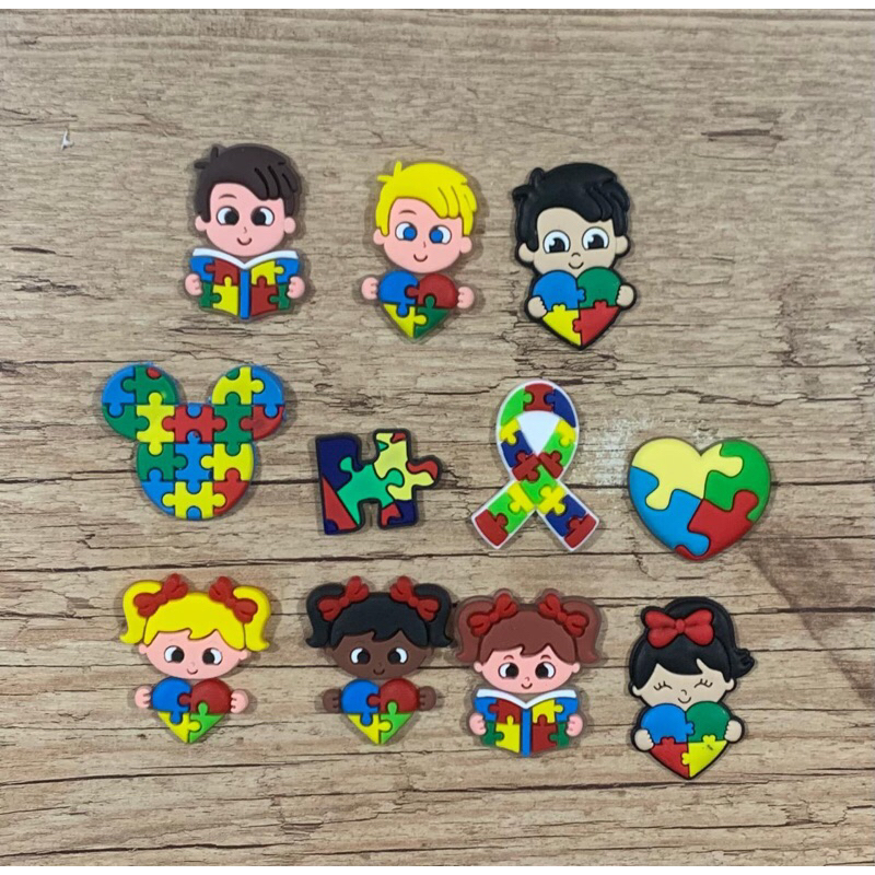 Pins Emborrachados para Croc - TEA - Escolha Conforme sua Preferencia ...