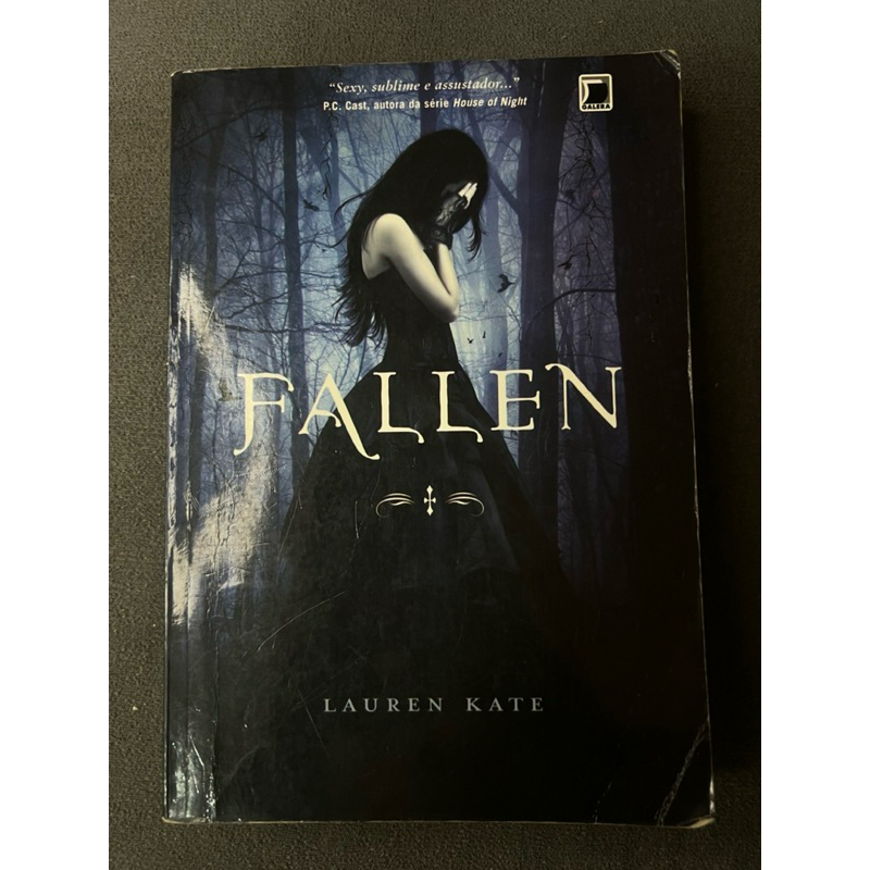 Fallen - Lauren Kate l Série Best-Seller - primeiro livro da série ...