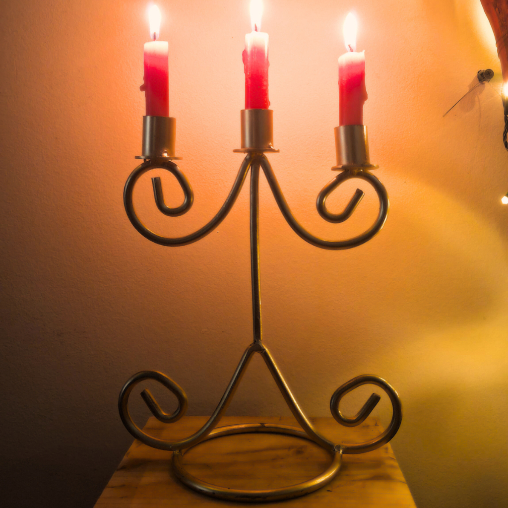 Castiçal Candelabro Porta Vela Ferro Mesa Jantar Centro Dourado ...