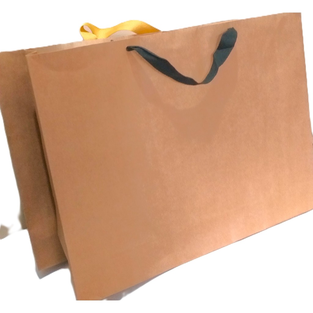 Sacola de papel kráft tamanho EX. GG 48 x 38 x 12 para roupas de frio ...