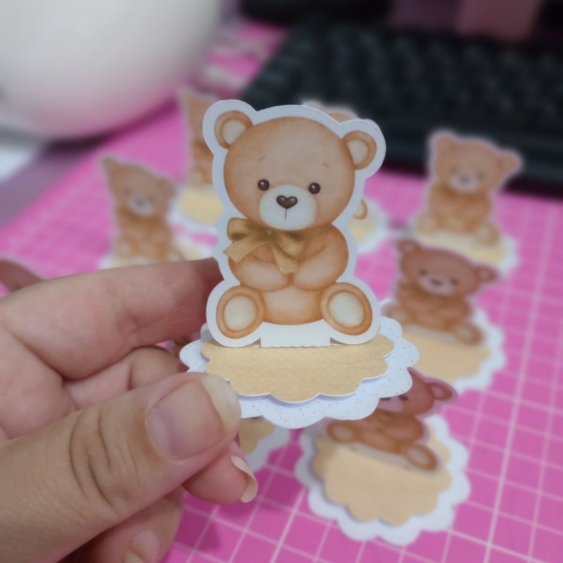 Aplique em Pé Ursinho Bege Tag 3D | Shopee Brasil