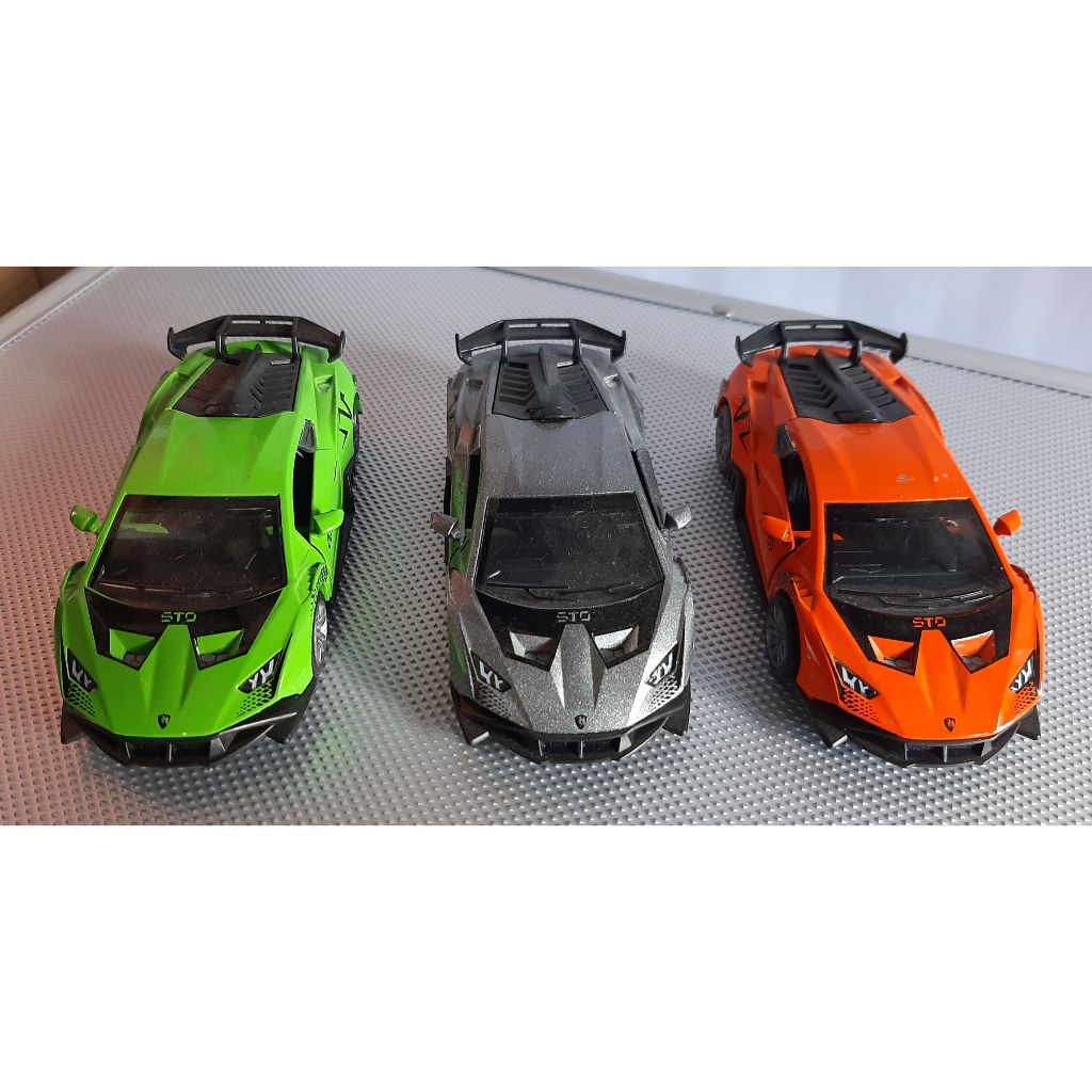 Miniatura Lamborghini Veneno Kit c/3 / Carrinho de Metal | Shopee Brasil