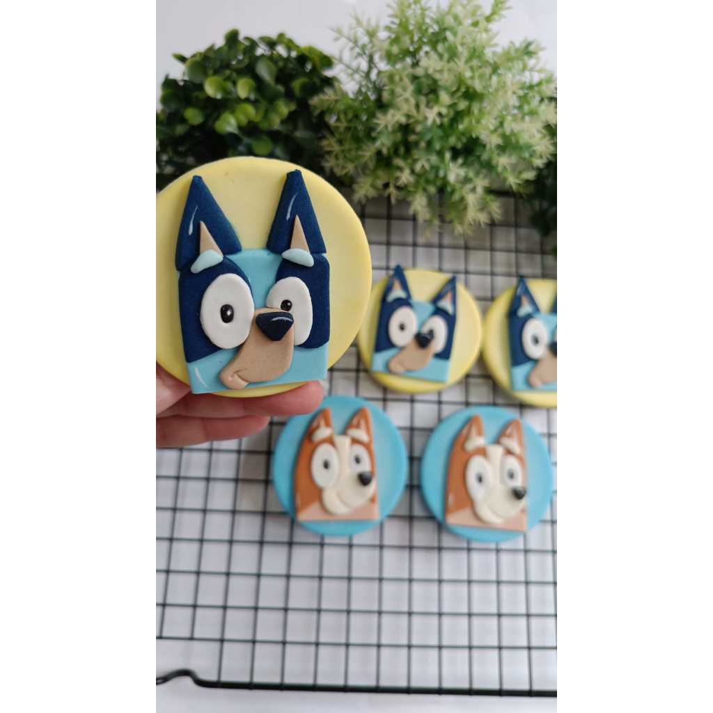 Apliques em pasta americana 2D tema Bluey | Shopee Brasil