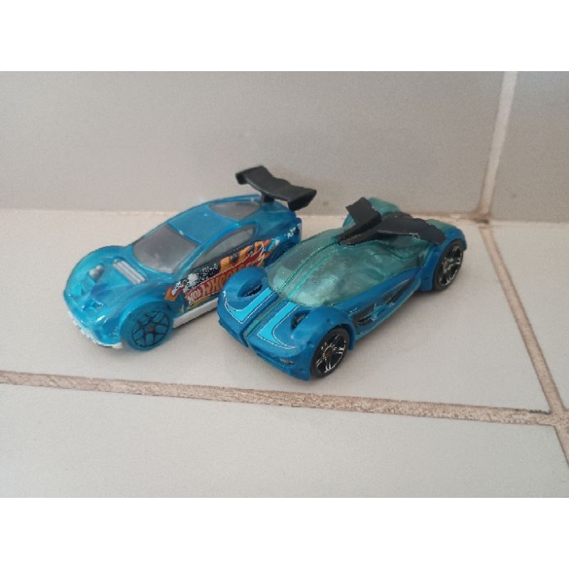 Dupla miniatura iridium e synkro hot wheels acceleracers | Shopee Brasil