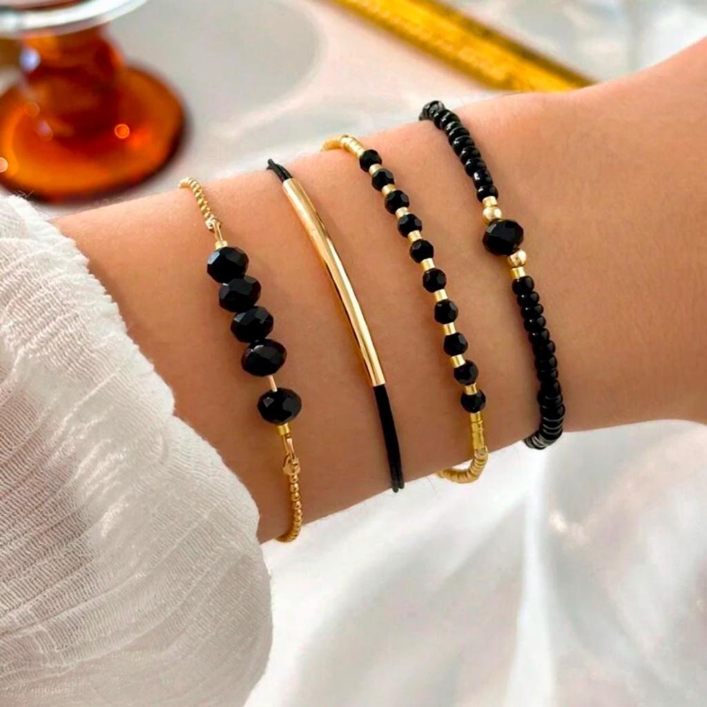 Conjunto 4 Pulseiras Kit Pedraria Preta Miçangas Bracelete Pulseira ...