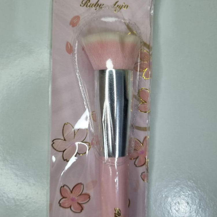 Pincel Kabuki Reto- Ruby Anjo | Shopee Brasil