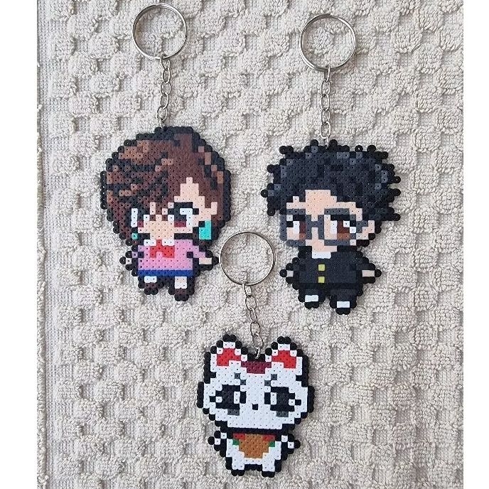 Chaveiro/ Ímã/ Broche Momo, Okarun e Véia Turbo - Dandadan - Pixel Art ...