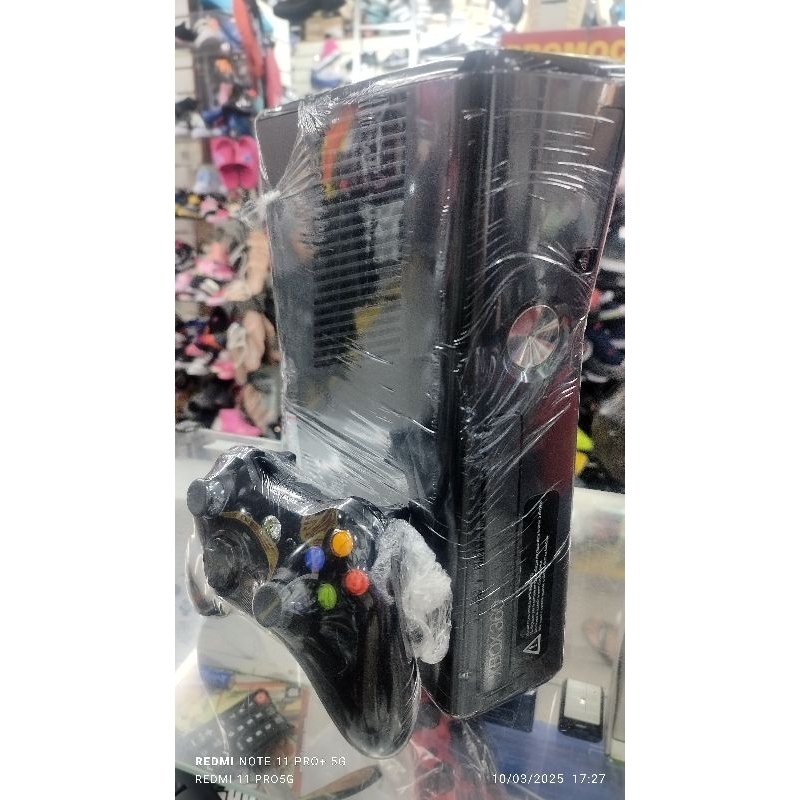 Xbox 360 RGH Usado Rodando jogos pelo HD jogos aleatórios 1 controle ...