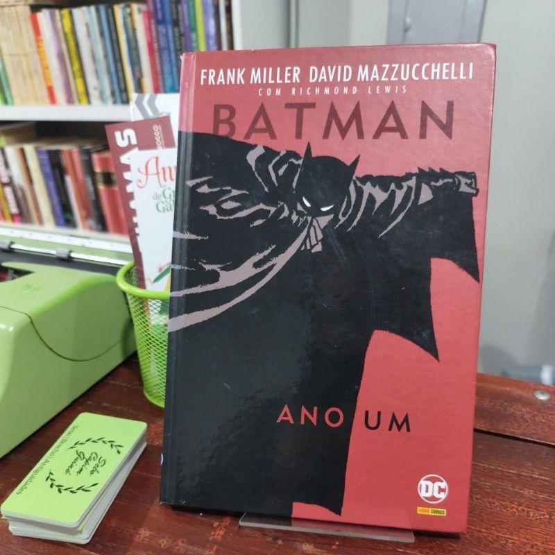 HQ: Batman Ano Um - Frank Miller - David Mazziucchelli - Capa Dura - DC ...