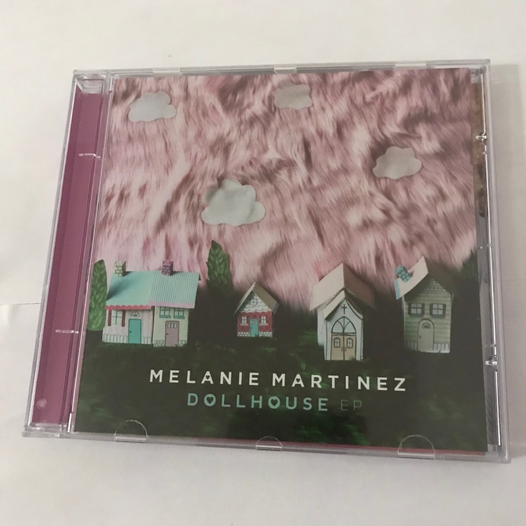 CD Dollhouse EP - Melanie Martinez - Fan Edition | Shopee Brasil