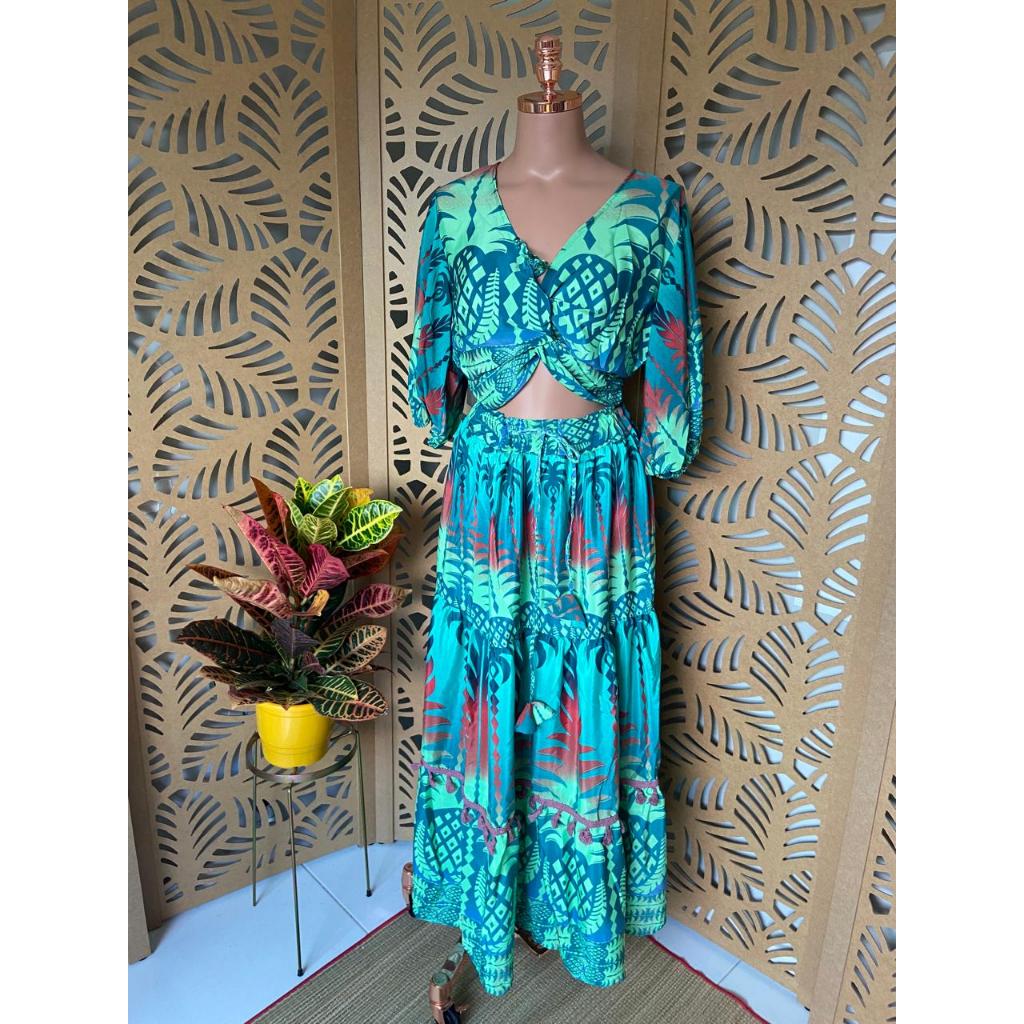 Conjunto Saia Longa Rodada e Croped Manga 3/4 Boho Chic Farm seda ...