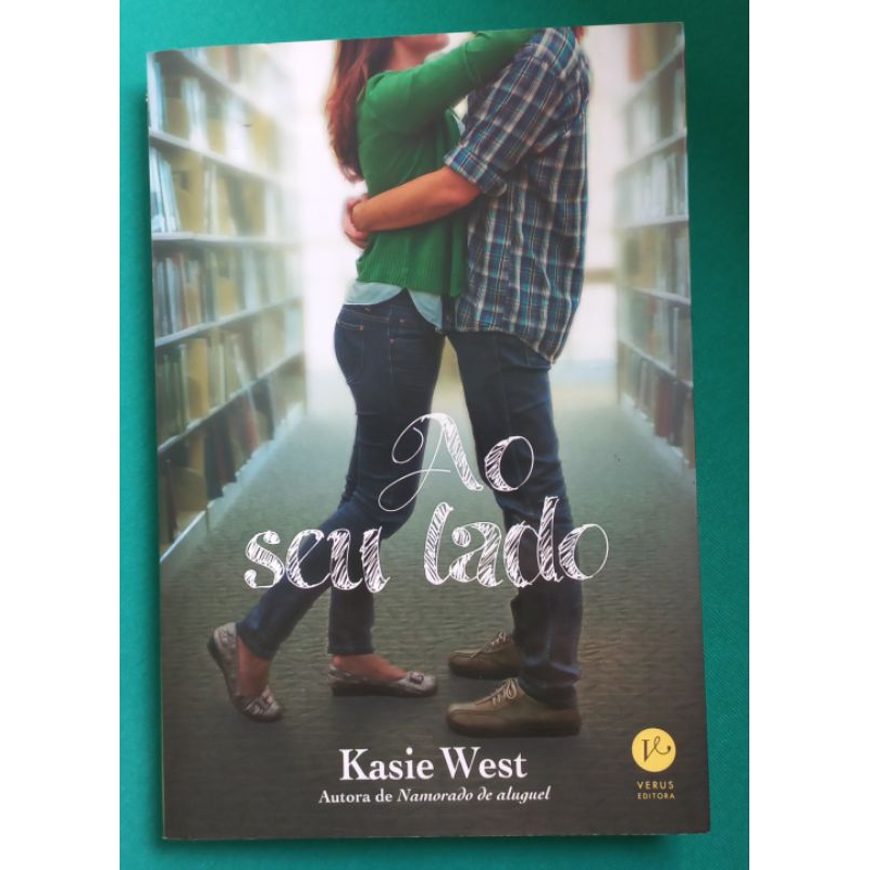 Livro Ao seu lado | Shopee Brasil