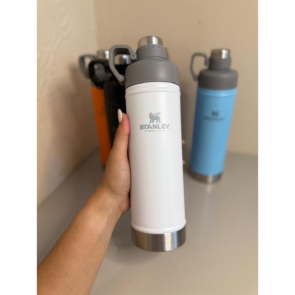 Garrafa Térmica 800 ML Stanley com bico para escola ou academia bebidas ...
