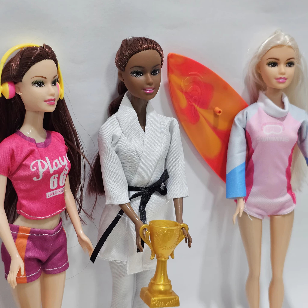 Boneca Linda Bell Tipo Barbie Médica Morena Judô Esportista Atleta ...