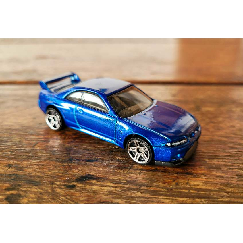 Hot Wheels - Nissan Skyline GT-R R33 Azul - Then and Now 2018 (Fora da ...
