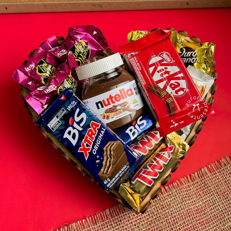 Cesta de Chocolate Nutella, Sonho e Ouro Branco, Bis , Kit Kat e Twix ...