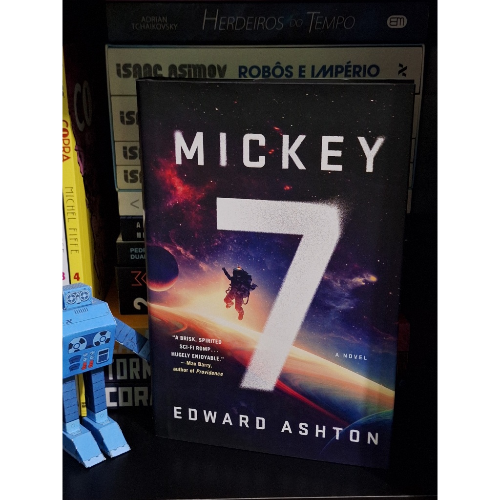 Livro Mickey 7 - Autor Edward Ashton - Livro Importado, em inglês | Shopee Brasil