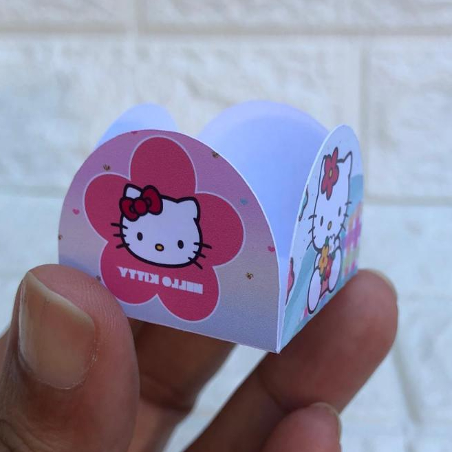 Forminha Personalizada para Brigadeiro e Docinhos HELLO KITTY ...