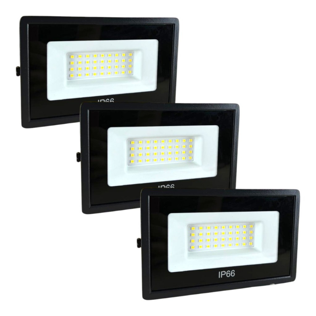 Kit 3 Refletor Led 200w Holofote Bivolt Ip66 Prova D'água Branco Frio | Shopee Brasil