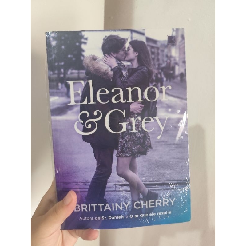 Livro: Eleanor & Grey (LACRADO) | Shopee Brasil