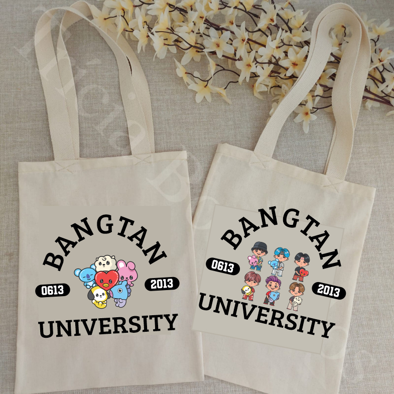 Ecobag Bolsa K-pop BTS Bangtan University I e II 35x35cm | Shopee Brasil