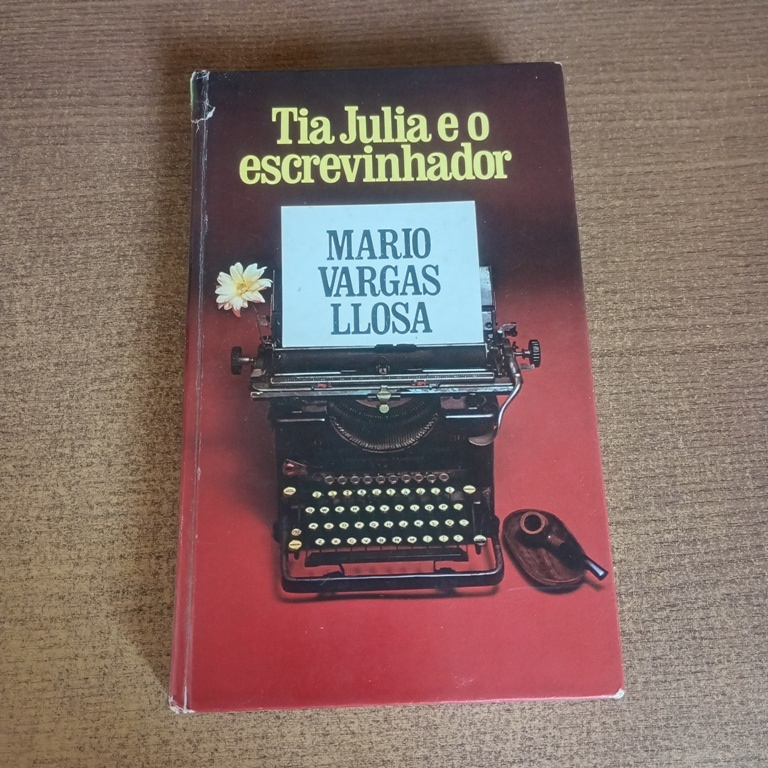 Livro Tia Julia e o Escrivinhador - Mario Vargas Llosa | Shopee Brasil