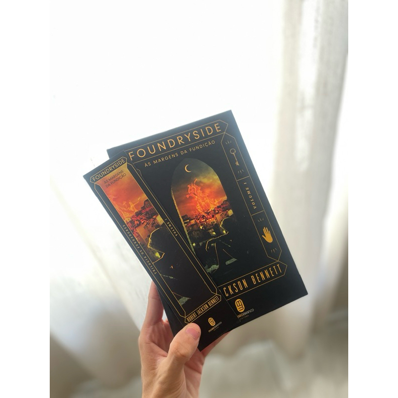 Foundryside: às Margens da Fundição: 1 (Robert Jackson Bennett) | Com ...