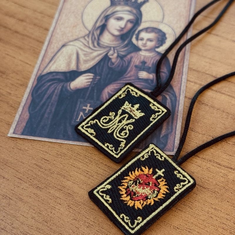 Escapulário católico de tecido bordado Sagrado Coração e M de Nossa ...