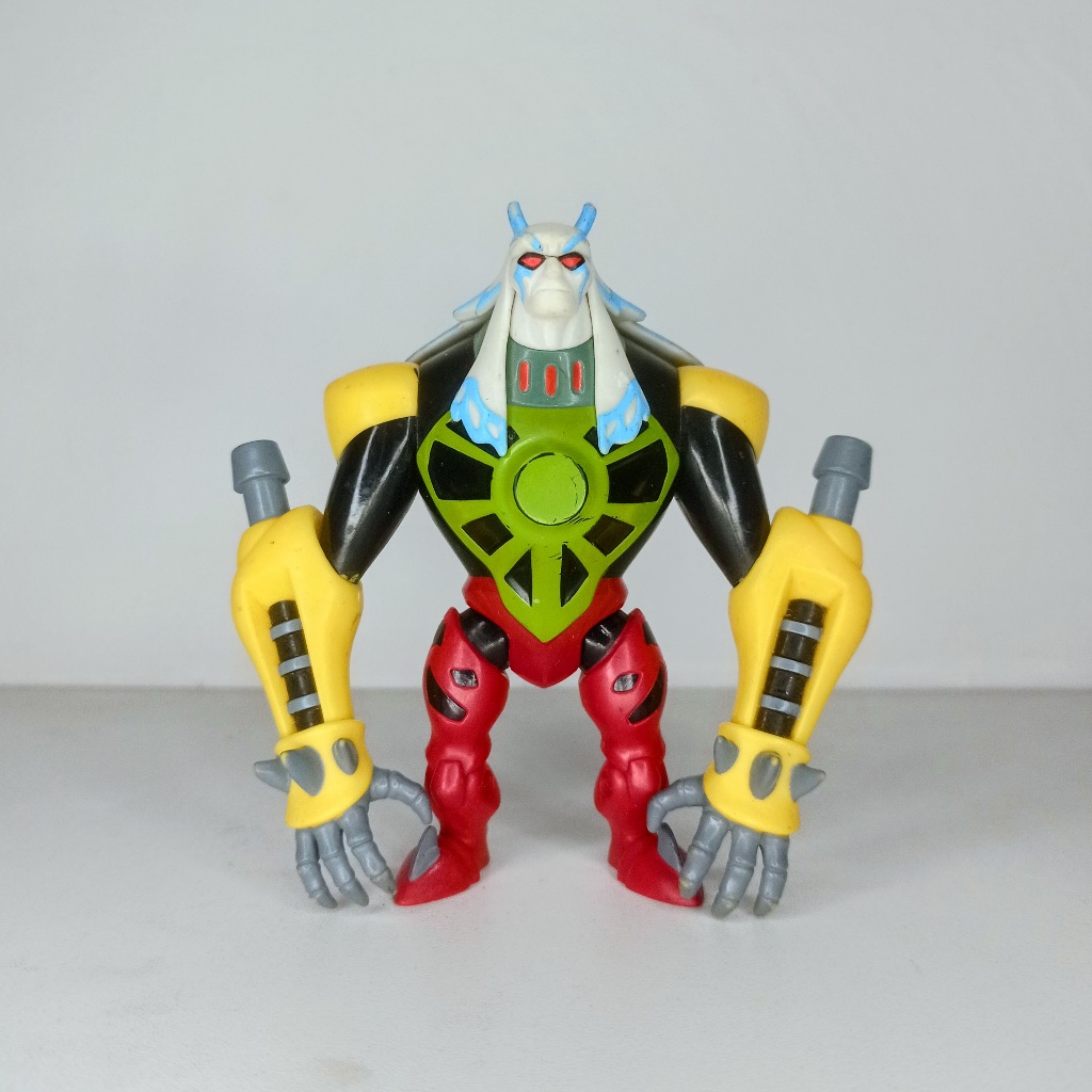 2 Bonecos Ben 10 - Aggregor e Kevin Supremo - Original Bandai | Shopee ...