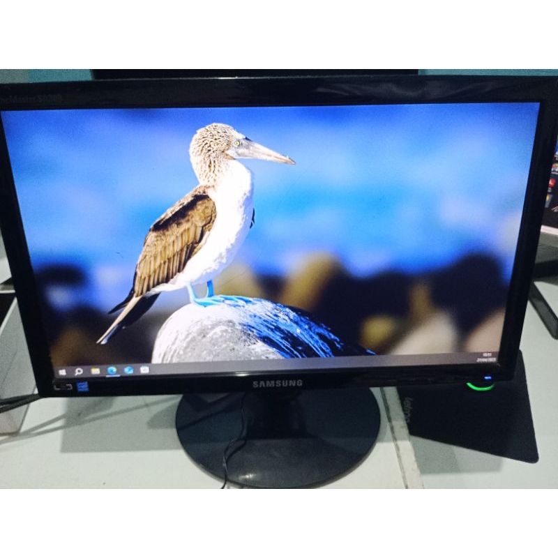monitor de LED SyncMASTER SA300 Samsung modelo S19A300B .avaria na tela ...