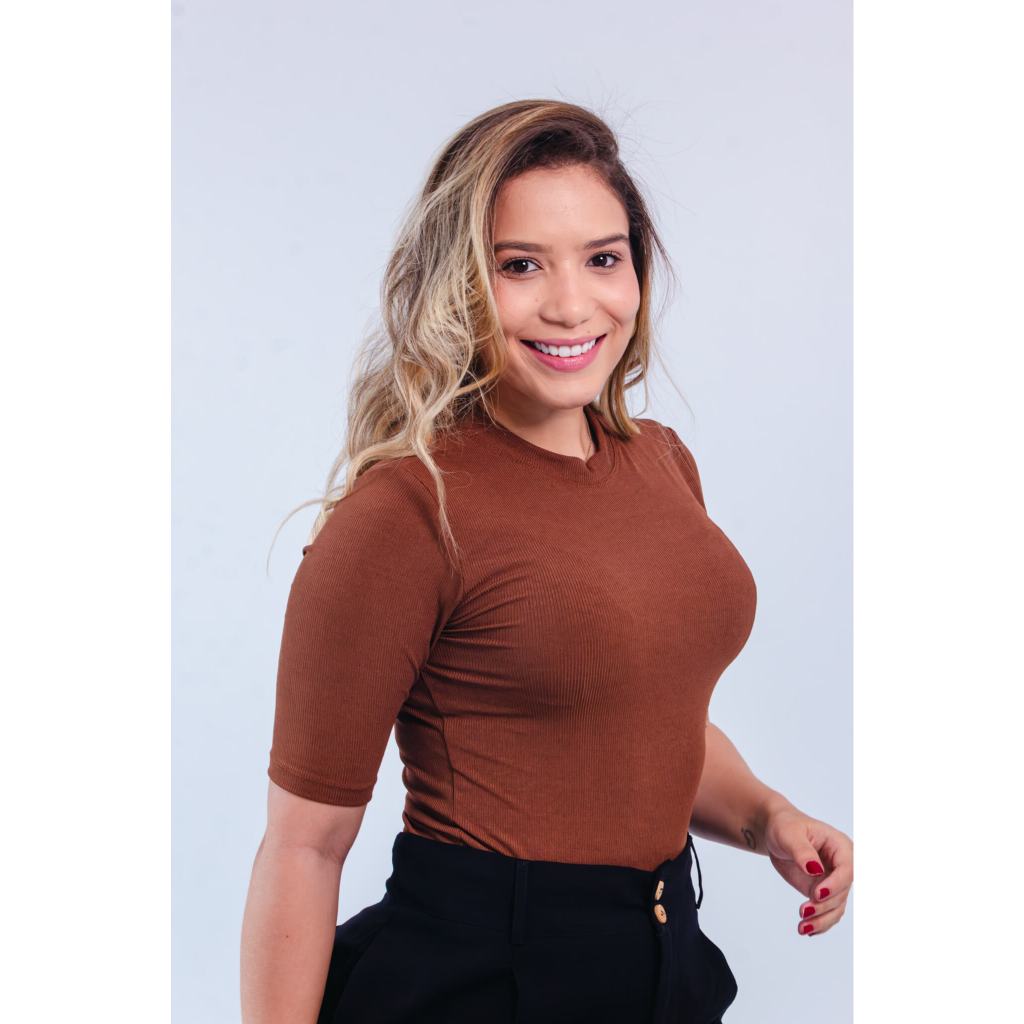 Blusa Feminina Malha Canelada Decote Redondo Manga Curta - Kelly ...