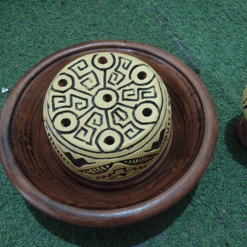 Cuscuzeira Marajoara cor Betume com Bege | Shopee Brasil