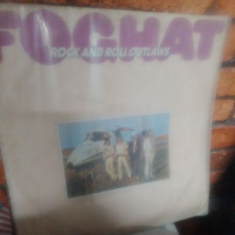 LP FOGHAT ( ROCK AND ROLL OUTLAWS) | Shopee Brasil