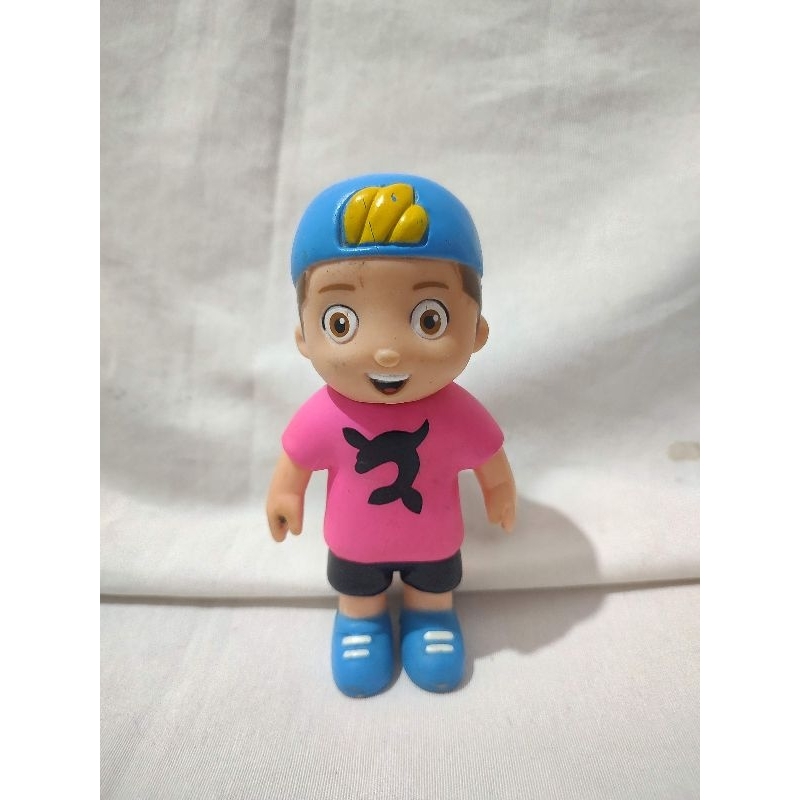 Boneco do Luccas Neto de Vinil Camisa Rosa - 15cm | Shopee Brasil