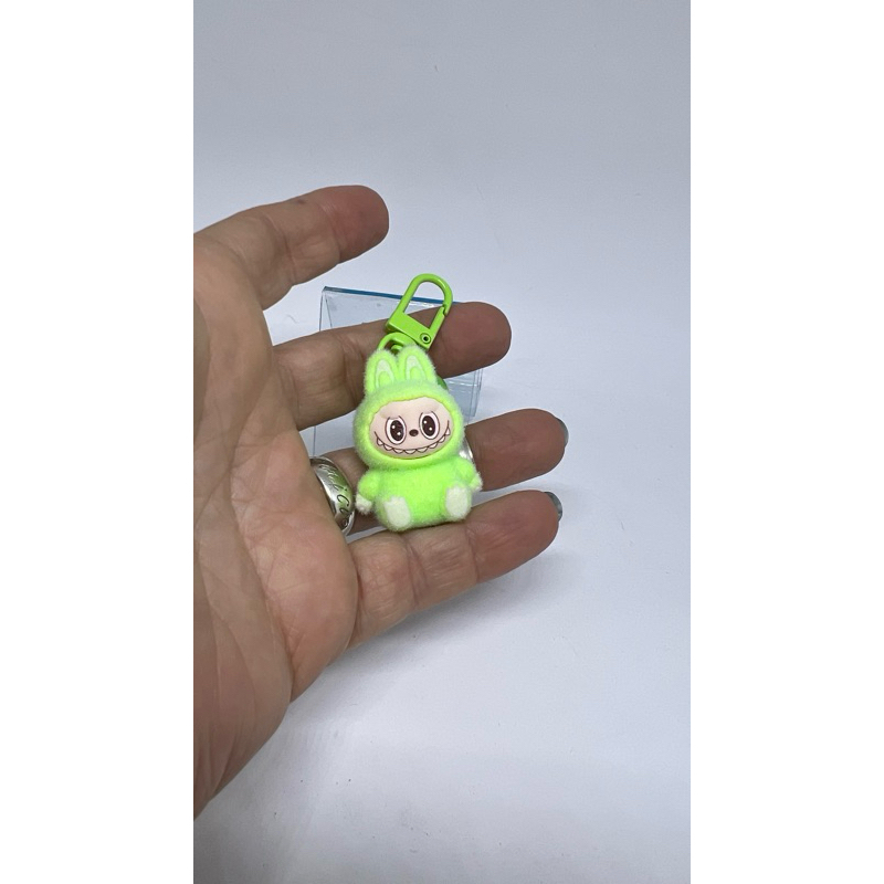 chaveiro Labubu verde | Shopee Brasil