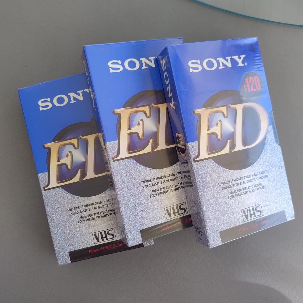 Kit com 03 Fitas VHS virgem Sony ED T-120 LACRADA | Shopee Brasil