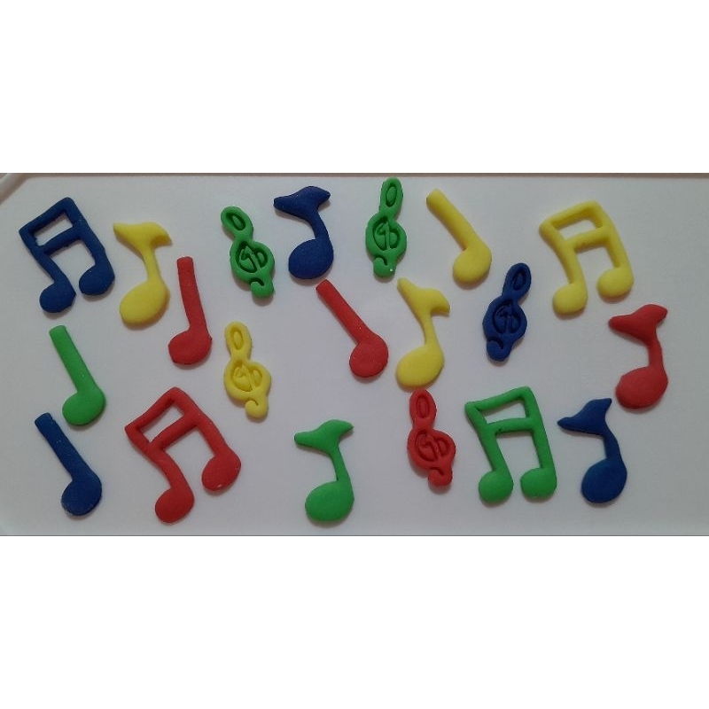 30 apliques nota musical aprox 3cm - Pasta Americana - cor ...
