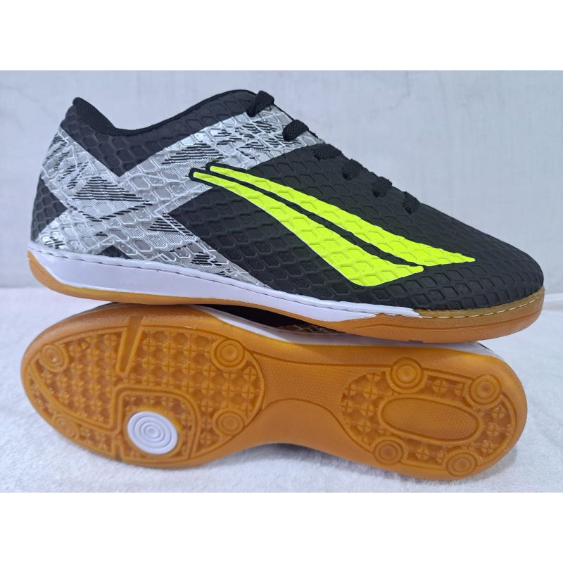 CHUTEIRA FUTSAL BOL PTO/VERDE QUADRA SALAO ESPORTE FUTEBOL | Shopee Brasil