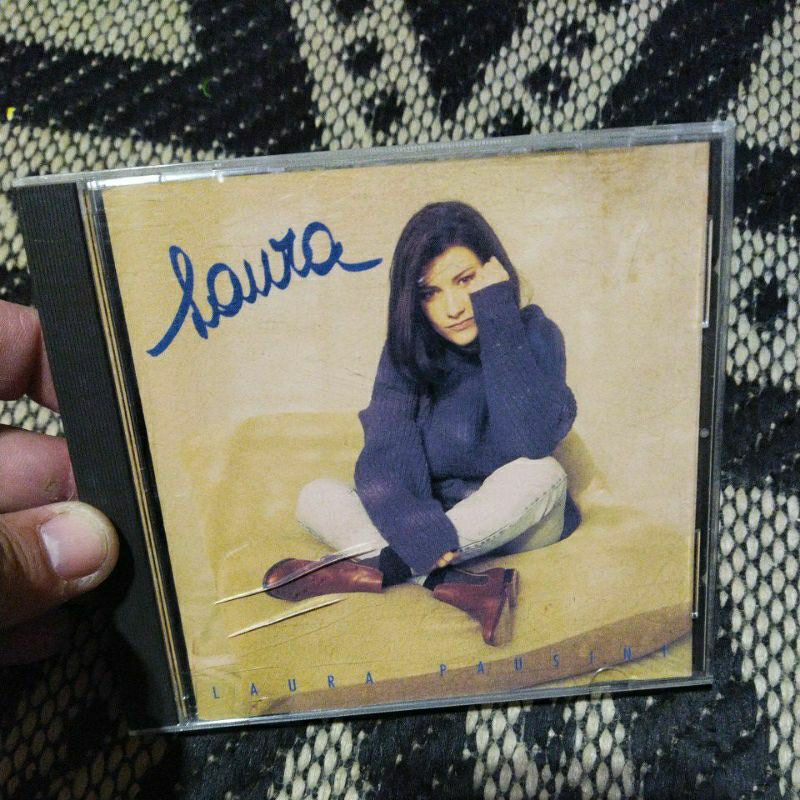 CD Laura Pausini - Laura | Shopee Brasil
