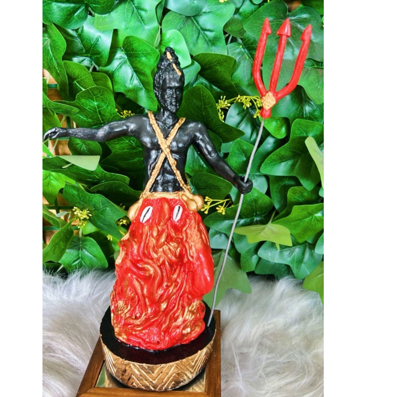 Imagem Exu com Tridente 29 CM Resina Altar Umbanda, Candomblé | Shopee ...