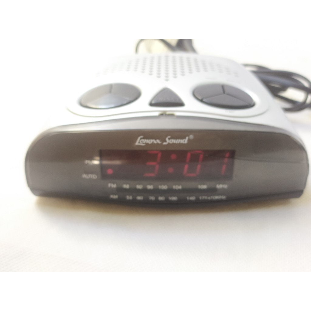 Radio Relogio Lenoxx Sound RR-715. | Shopee Brasil
