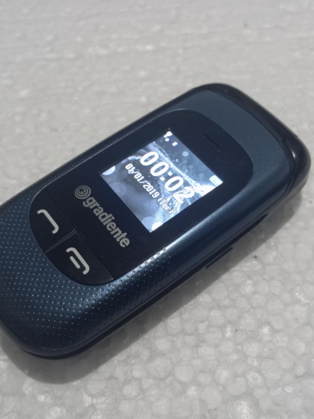 Celular Gradiente Flip Neo Modelo GFP105 2G Conservado Semi Novo | Shopee Brasil