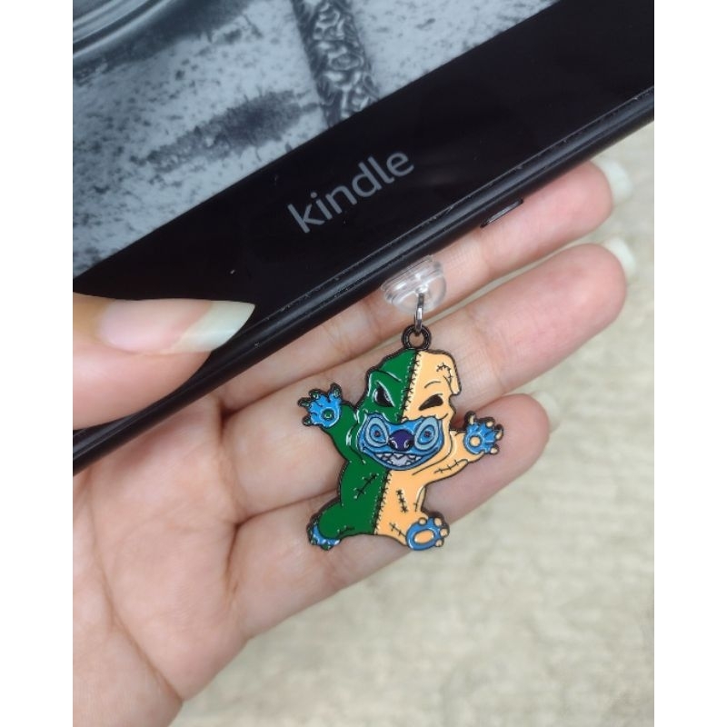 Stitch - Bicho papão. Kindle Charm/plug anti poeira para Kindle ...